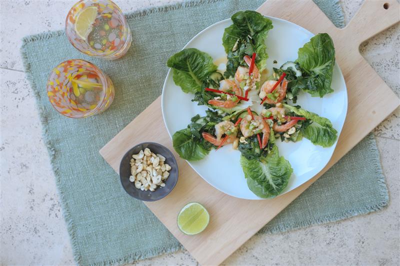 Lemongrass Prawn Lettuce Cups - Australian Traditional Medicine Society